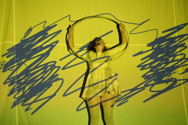 Stop und Floating Trick » Hula Hoop Reifen | Circus Fantasia