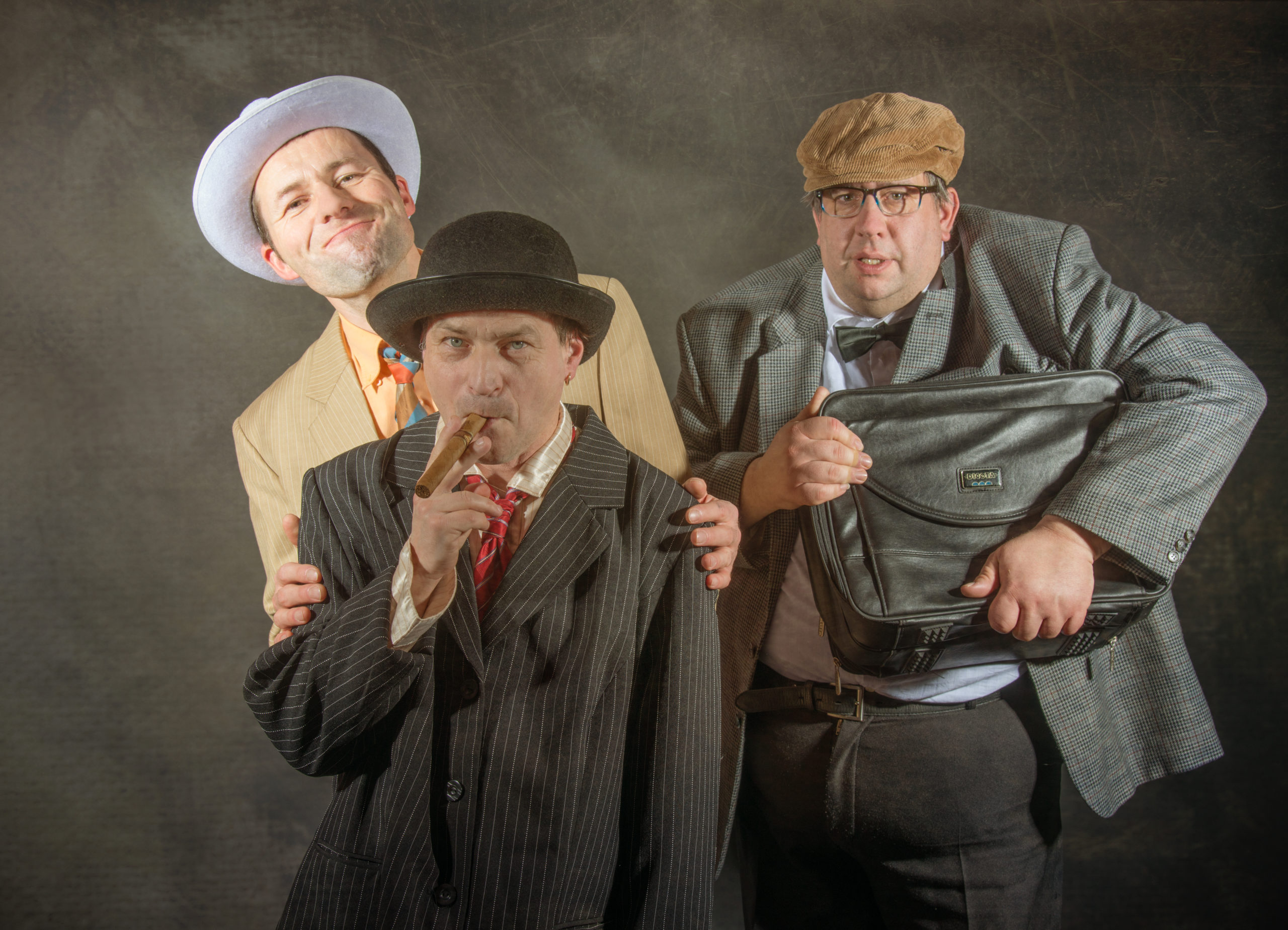 DIALOGE – Eröffnung, Preisverleihung und Theaterstück „Die Olsenbande ...